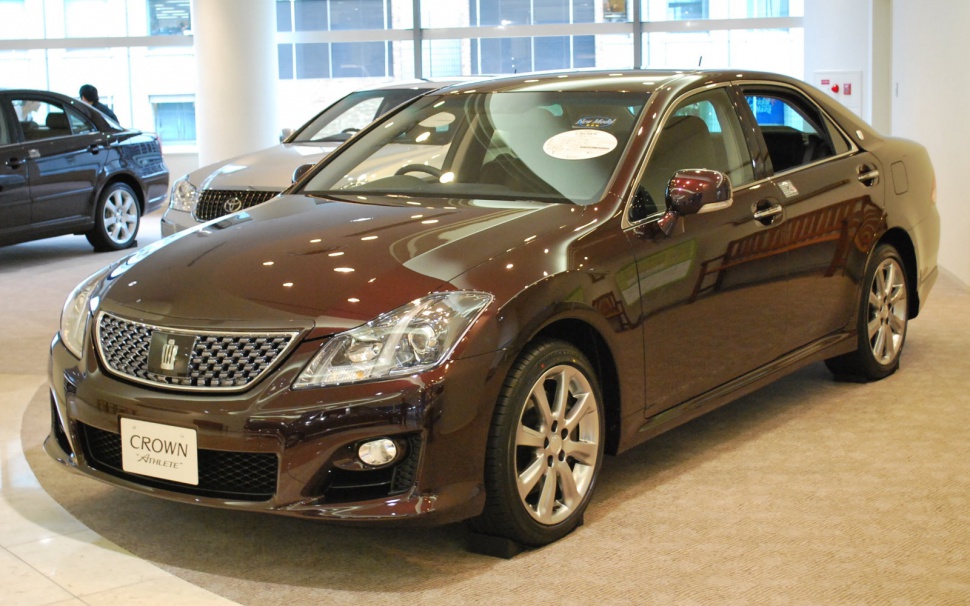 Toyota Crown Athlete XIII (S200) 3.5 V6 24V (315 Hp) Automatic
